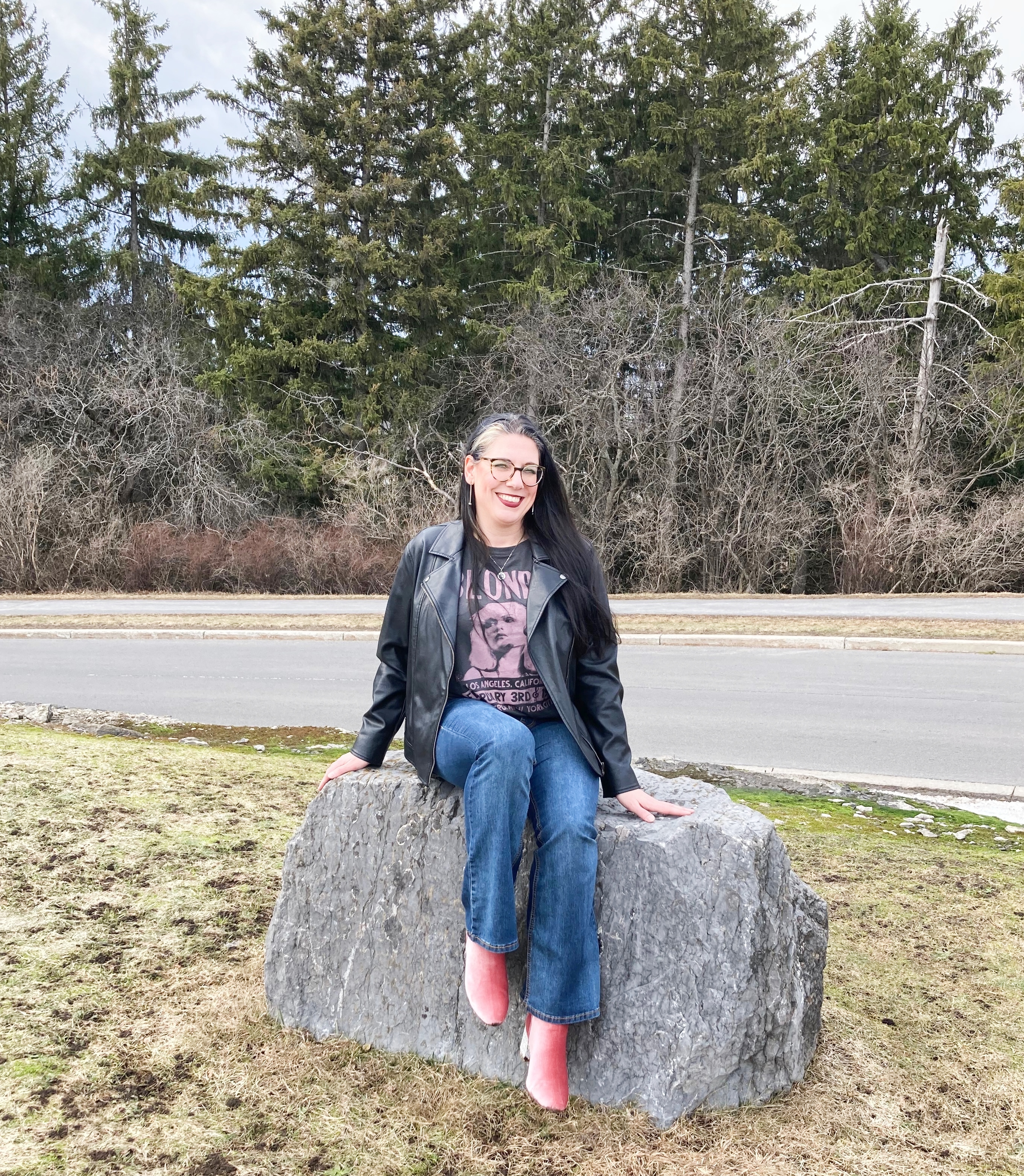Music Inspired Outfits & Your Own Twist Link Up #30 – Shelbee on the Edge