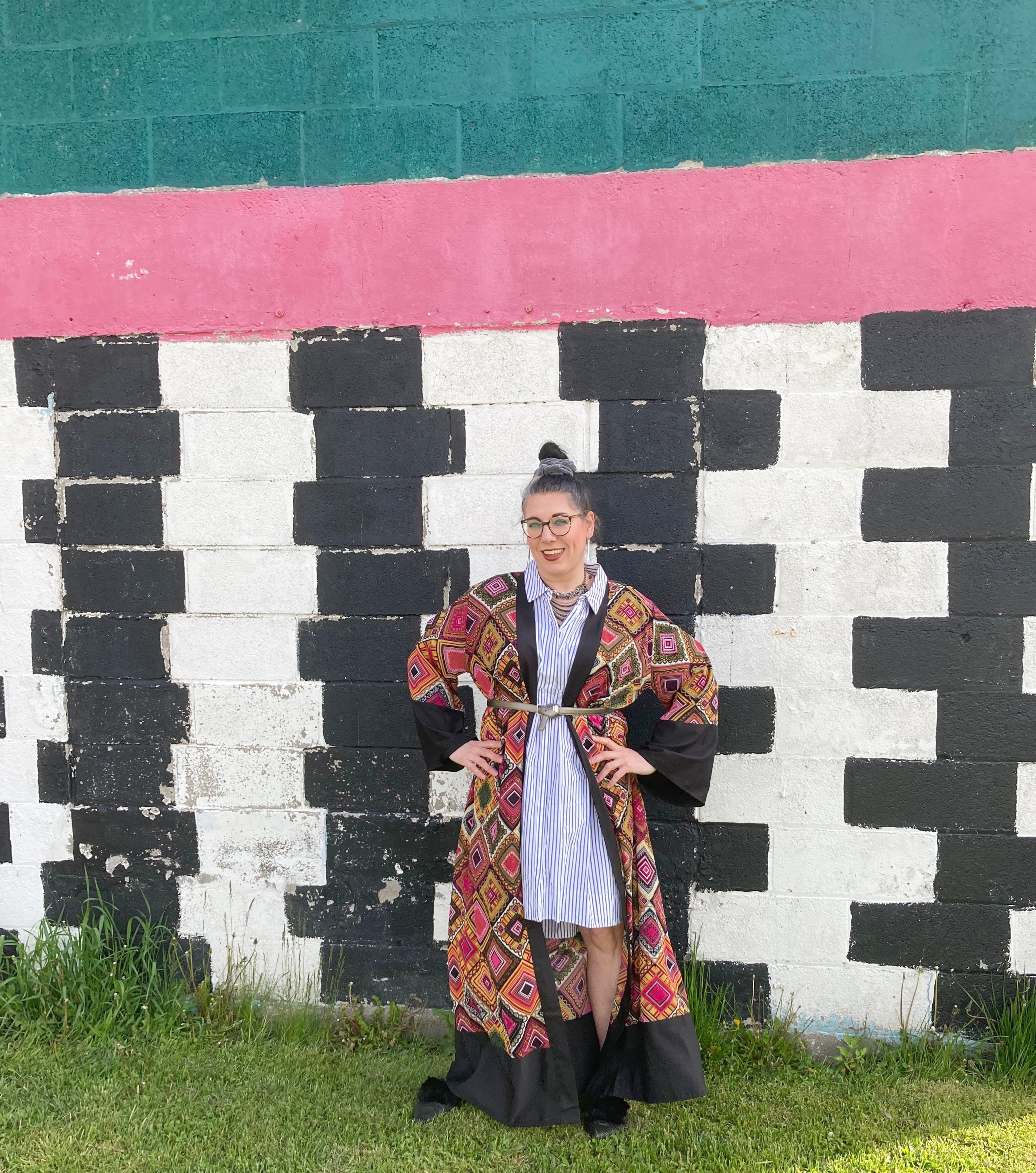 Style Imitating Art: Simultaneous Dresses (Three Women, Forms, Colours ...