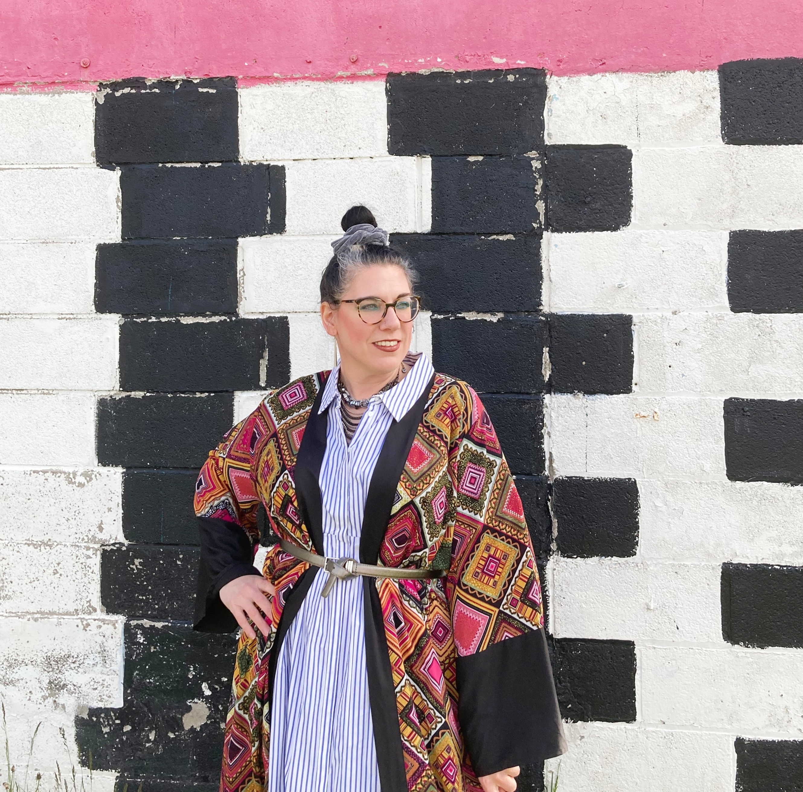 Style Imitating Art: Simultaneous Dresses (Three Women, Forms, Colours ...