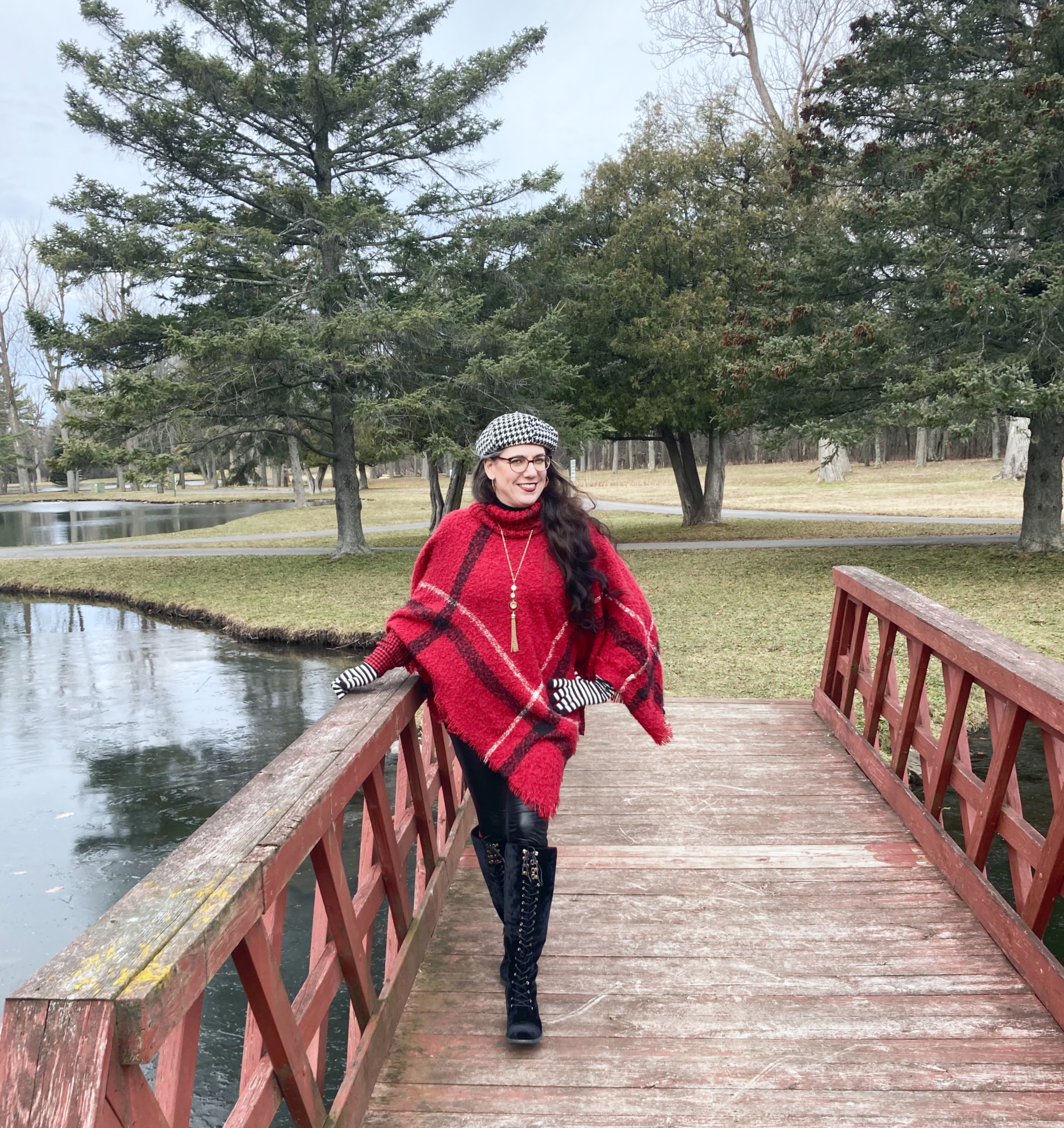 The Fab 40’s in Holiday Colors – Shelbee on the Edge