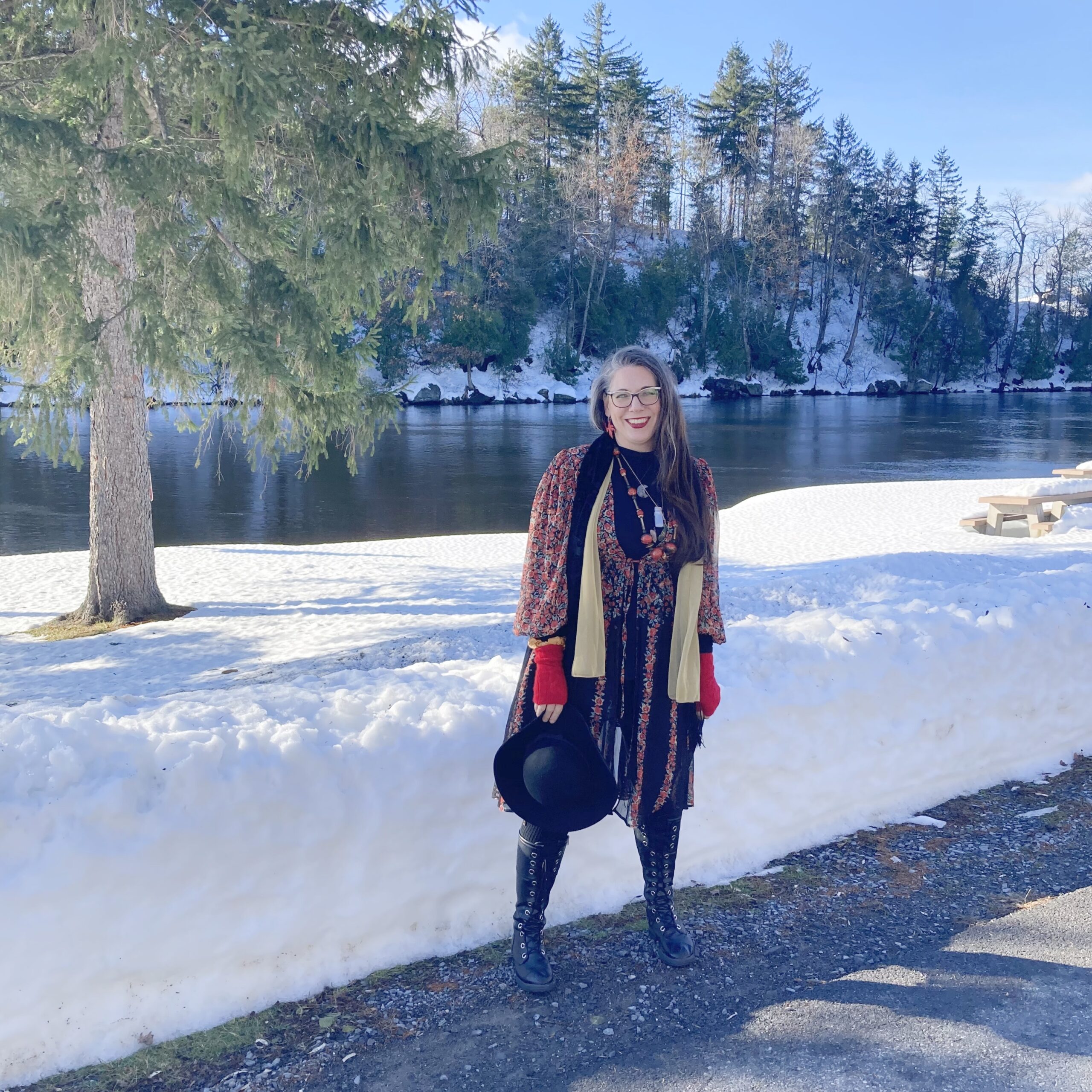 18 – Shelbee on the Edge