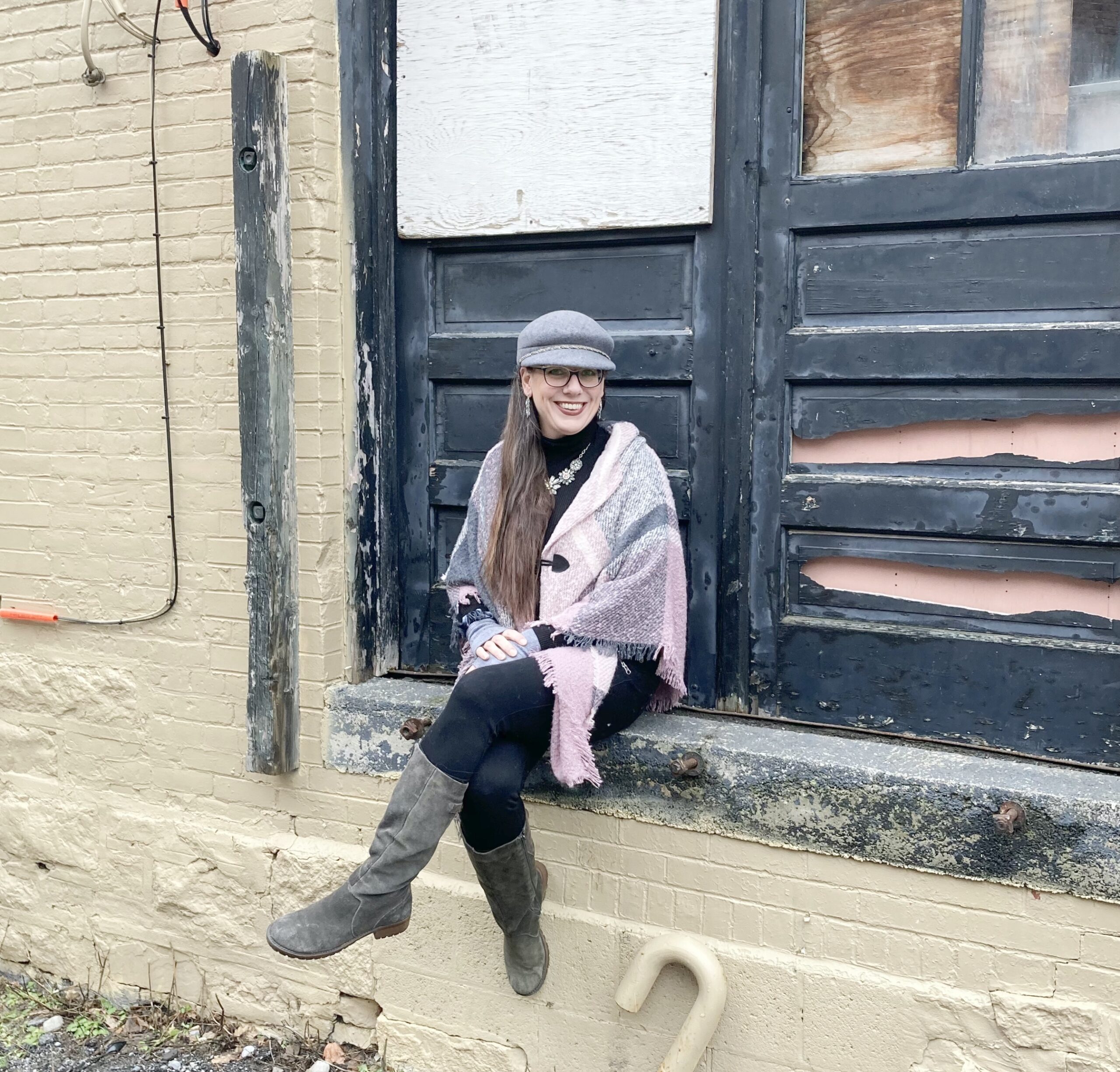 28 – Shelbee on the Edge